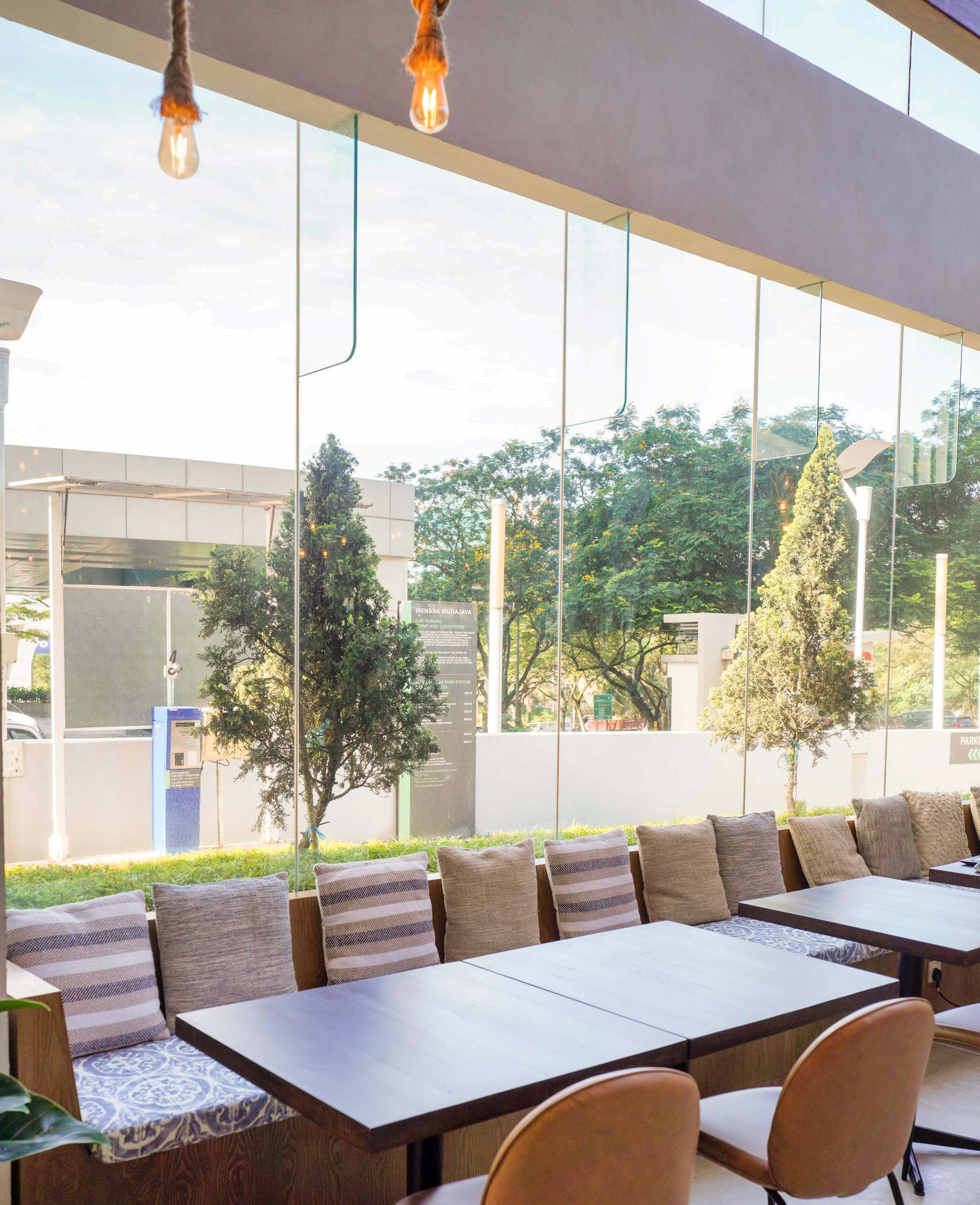 Eat Drink KL | The Red Beanbag moves to Mutiara Damansara